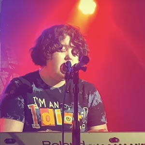 Amity | multi award winning young singer songwriter
