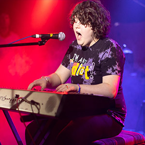 Amity | multi award winning young singer songwriter