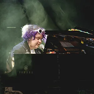 Amity | multi award winning young singer songwriter